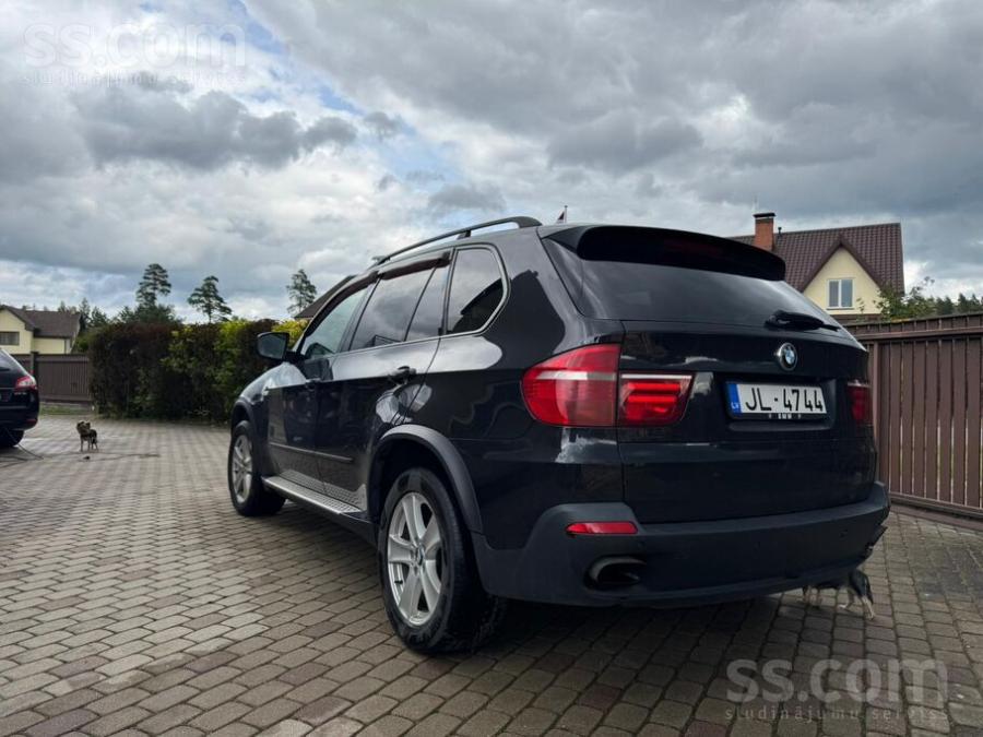 Melns BMW X5 2007 Rīga, ar dzinēja tilpumu 3.00 L un nobraukumu 253 tūkst. km par 8400 €, foto 3 vietnē AUTOMOTO.COM.LV
