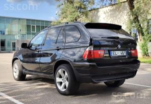Melns BMW X5 2007 Rīga, ar dzinēja tilpumu 3.00 L un nobraukumu 311 tūkst. km par 5500 €, foto 5 vietnē AUTOMOTO.COM.LV