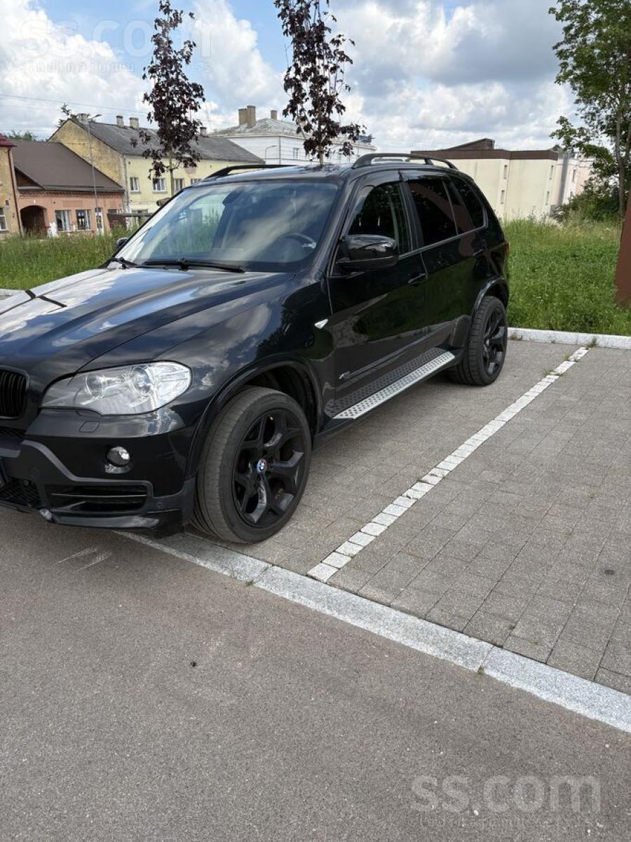 Melns BMW X5 2007 Rēzekne, ar dzinēja tilpumu 3.00 L un nobraukumu 242 tūkst. km par 9300 €, foto 3 vietnē AUTOMOTO.COM.LV