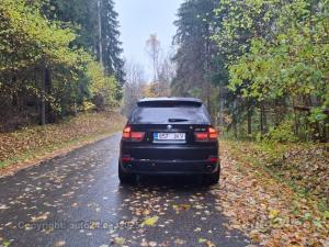 Black BMW X5 2007 in Tallinn, with an engine capacity of 3.00 L and mileage of 365 thousand km for 8200 €, photo 2 on AUTOMOTO.COM.LV