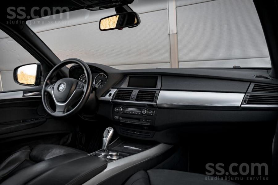 Melns BMW X5 2007 Rīga, ar dzinēja tilpumu 3.00 L un nobraukumu 0 tūkst. km par 7990 €, foto 11 vietnē AUTOMOTO.COM.LV