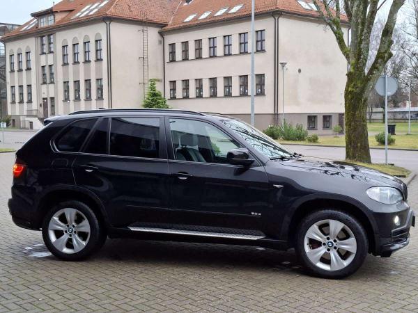Melns BMW X5 2007 Šilutė, ar dzinēja tilpumu 2.99 L un nobraukumu 500 tūkst. km par 6300 €, foto 6 vietnē AUTOMOTO.COM.LV