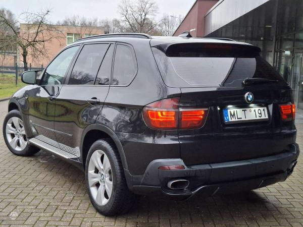 Melns BMW X5 2007 Šilutė, ar dzinēja tilpumu 2.99 L un nobraukumu 500 tūkst. km par 6300 €, foto 8 vietnē AUTOMOTO.COM.LV
