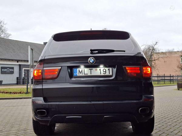Melns BMW X5 2007 Šilutė, ar dzinēja tilpumu 2.99 L un nobraukumu 500 tūkst. km par 6300 €, foto 9 vietnē AUTOMOTO.COM.LV