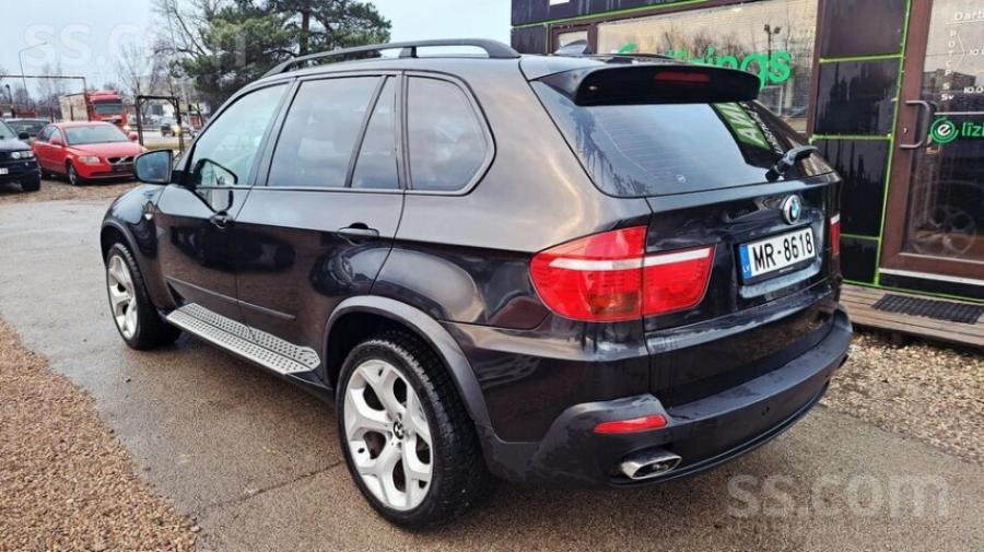 Melns BMW X5 2007 Rīga, ar dzinēja tilpumu 3.00 L un nobraukumu 269 tūkst. km par 7990 €, foto 4 vietnē AUTOMOTO.COM.LV