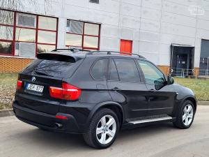 Black BMW X5 2007 in Siauliai, with an engine capacity of 3.00 L and mileage of 350 thousand km for 6950 €, photo  on AUTOMOTO.COM.LV