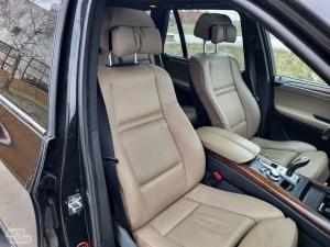 Black BMW X5 2007 in Siauliai, with an engine capacity of 3.00 L and mileage of 350 thousand km for 6950 €, photo 23 on AUTOMOTO.COM.LV