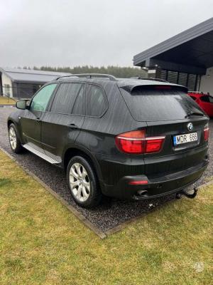 Black BMW X5 2007 in Vilnius, with an engine capacity of 2.99 L and mileage of 288 thousand km for 6000 €, photo  on AUTOMOTO.COM.LV