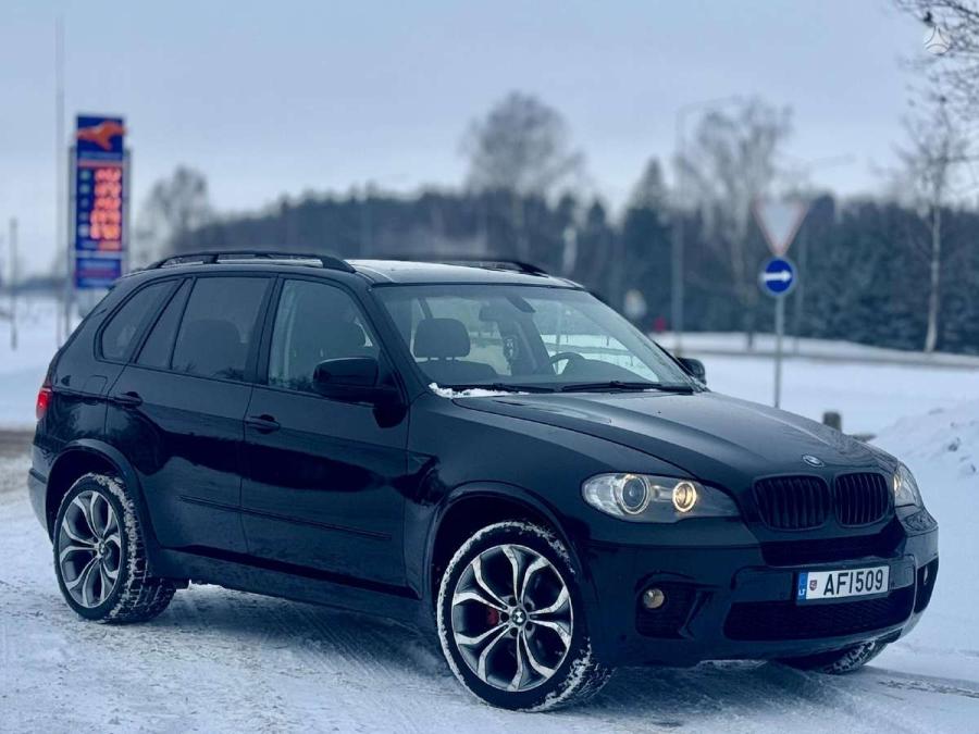 Melns BMW X5 2007 Radviliškis, ar dzinēja tilpumu 3.00 L un nobraukumu 300 tūkst. km par 6200 €, foto 2 vietnē AUTOMOTO.COM.LV