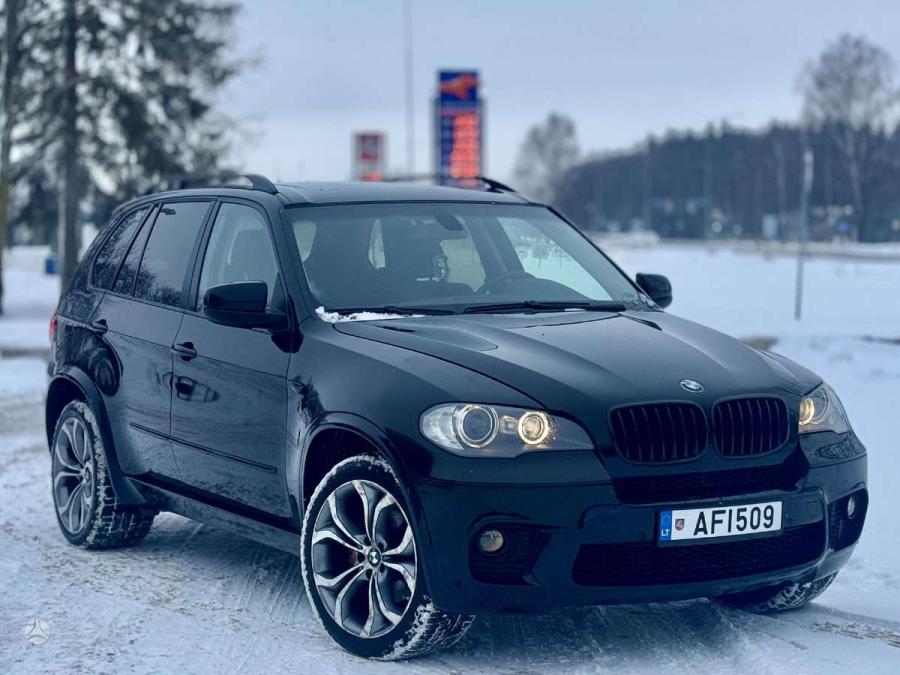 Melns BMW X5 2007 Radviliškis, ar dzinēja tilpumu 3.00 L un nobraukumu 300 tūkst. km par 6200 €, foto 4 vietnē AUTOMOTO.COM.LV