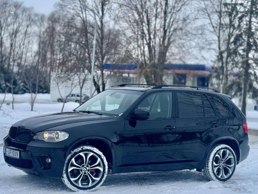 Melns BMW X5 2007 Radviliškis, ar dzinēja tilpumu 3.00 L un nobraukumu 300 tūkst. km par 6200 €, foto 5 vietnē AUTOMOTO.COM.LV