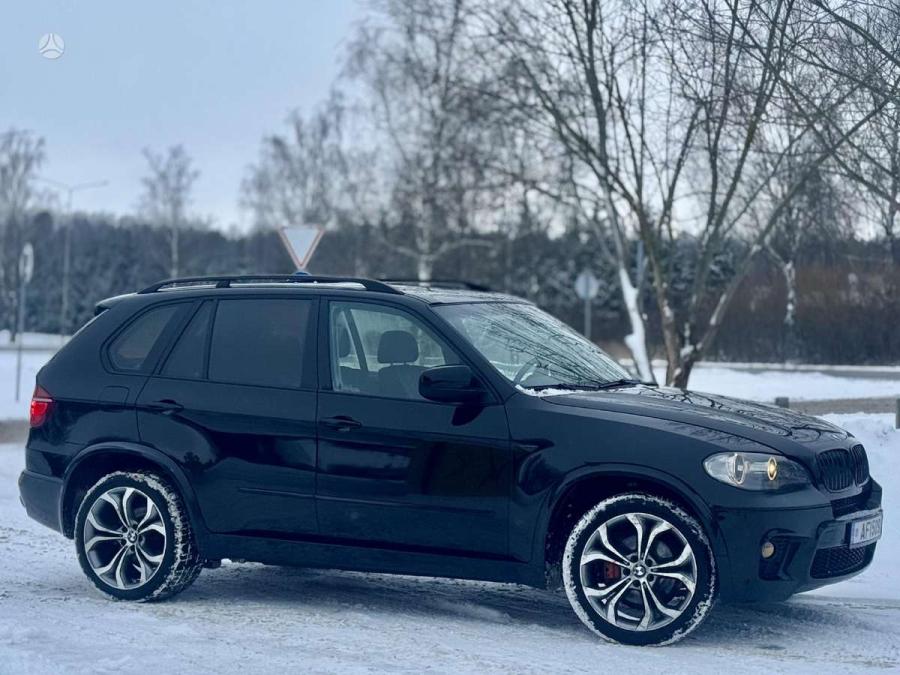 Melns BMW X5 2007 Radviliškis, ar dzinēja tilpumu 3.00 L un nobraukumu 300 tūkst. km par 6200 €, foto 6 vietnē AUTOMOTO.COM.LV