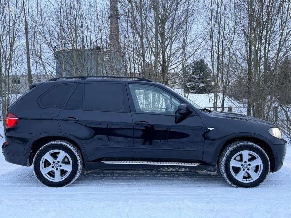 Black BMW X5 2007 in Salcininkai, with an engine capacity of 2.99 L and mileage of 400 thousand km for 6300 €, photo 5 on AUTOMOTO.COM.LV