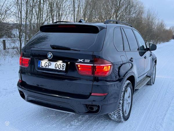 Black BMW X5 2007 in Salcininkai, with an engine capacity of 2.99 L and mileage of 400 thousand km for 6300 €, photo 7 on AUTOMOTO.COM.LV