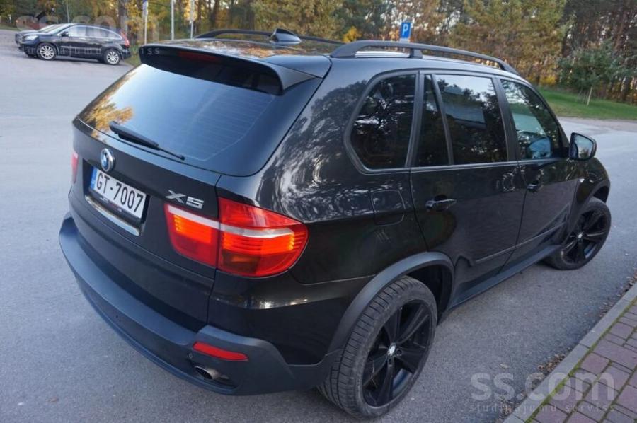 Black BMW X5 2007 in Jurmala, with an engine capacity of 3.00 L and mileage of 232 thousand km for 9595 €, photo 14 on AUTOMOTO.COM.LV