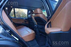 Black BMW X5 2007 in Jurmala, with an engine capacity of 3.00 L and mileage of 232 thousand km for 9595 €, photo 25 on AUTOMOTO.COM.LV