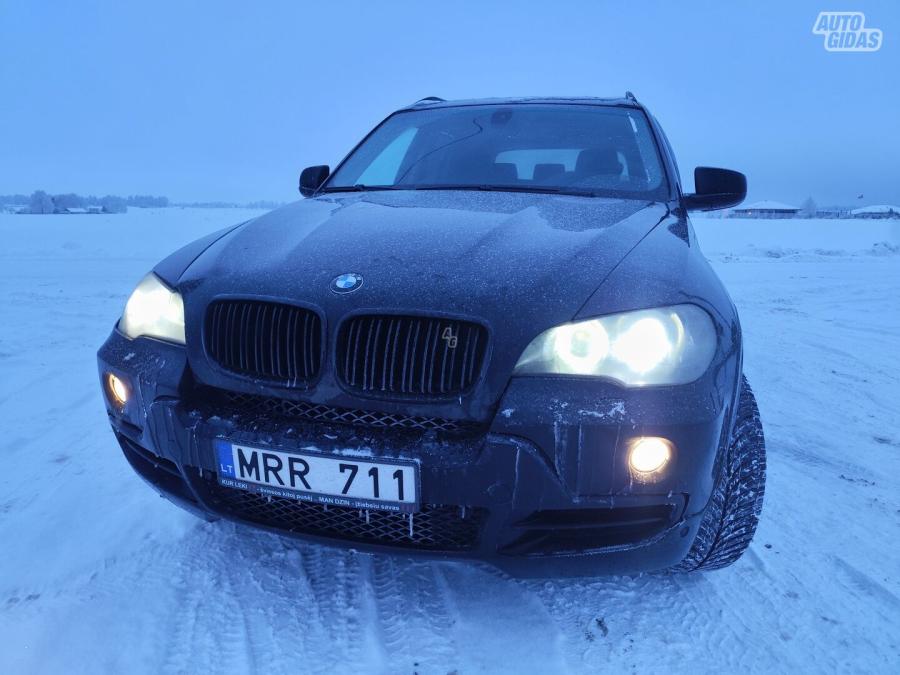 Black BMW X5 2007 in Kaunas, with an engine capacity of 3.00 L and mileage of 266 thousand km for 5900 €, photo 7 on AUTOMOTO.COM.LV
