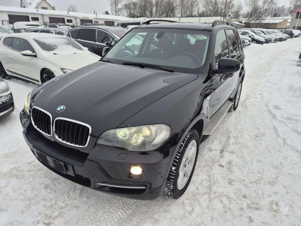 Black BMW X5 2007 in Utena, with an engine capacity of 3.00 L and mileage of 205 thousand km for 8350 €, photo 10 on AUTOMOTO.COM.LV