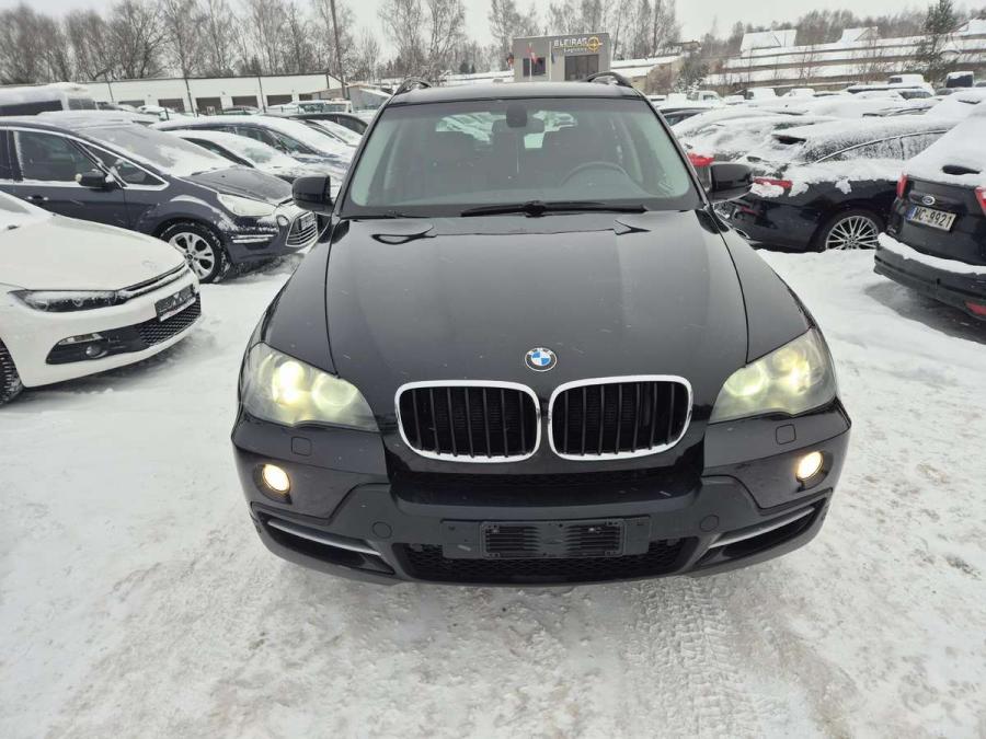 Black BMW X5 2007 in Utena, with an engine capacity of 3.00 L and mileage of 205 thousand km for 8350 €, photo 11 on AUTOMOTO.COM.LV