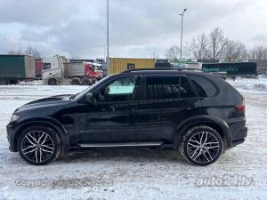 Black BMW X5 2007 in Tallinn, with an engine capacity of 3.00 L and mileage of 0 thousand km for 6890 €, photo 9 on AUTOMOTO.COM.LV