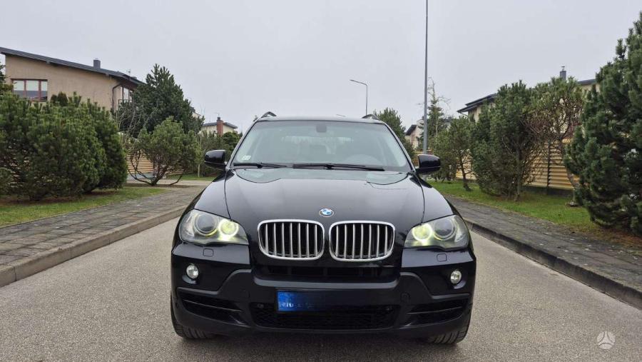 Black BMW X5 2007 in Klaipeda, with an engine capacity of 2.99 L and mileage of 286 thousand km for 6599 €, photo 10 on AUTOMOTO.COM.LV