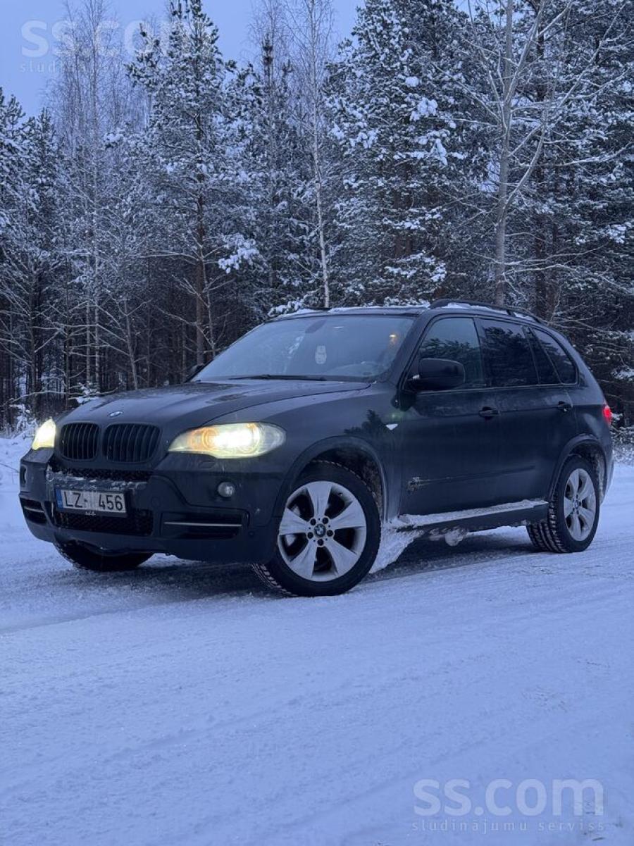 Black BMW X5 2007 in Valka, with an engine capacity of 3.00 L and mileage of 418 thousand km for 8700 €, photo 2 on AUTOMOTO.COM.LV