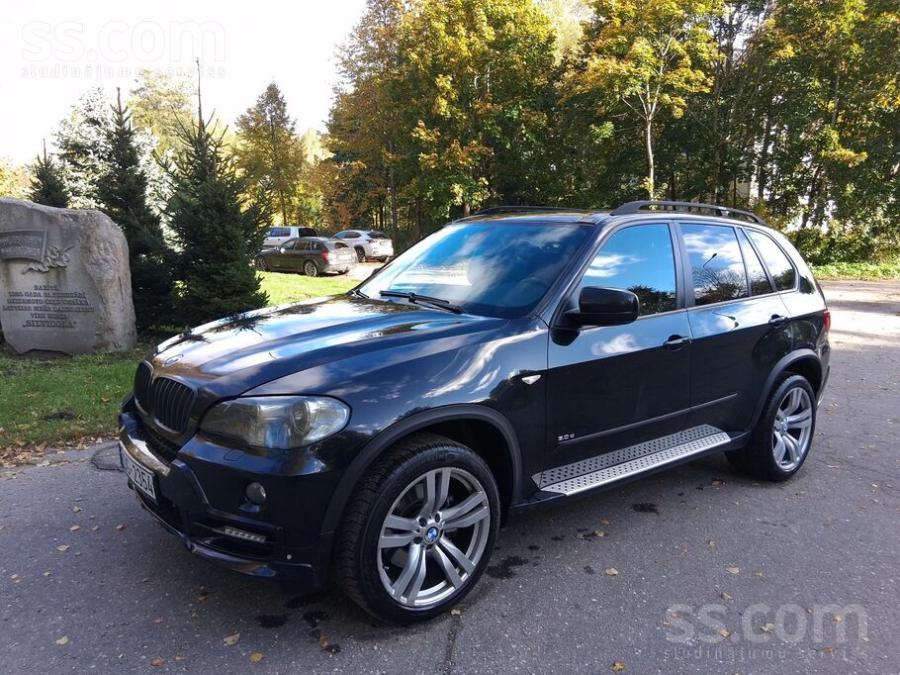 Black BMW X5 2007 in Riga, with an engine capacity of 3.00 L and mileage of 353 thousand km for 9000 €, photo 1 on AUTOMOTO.COM.LV