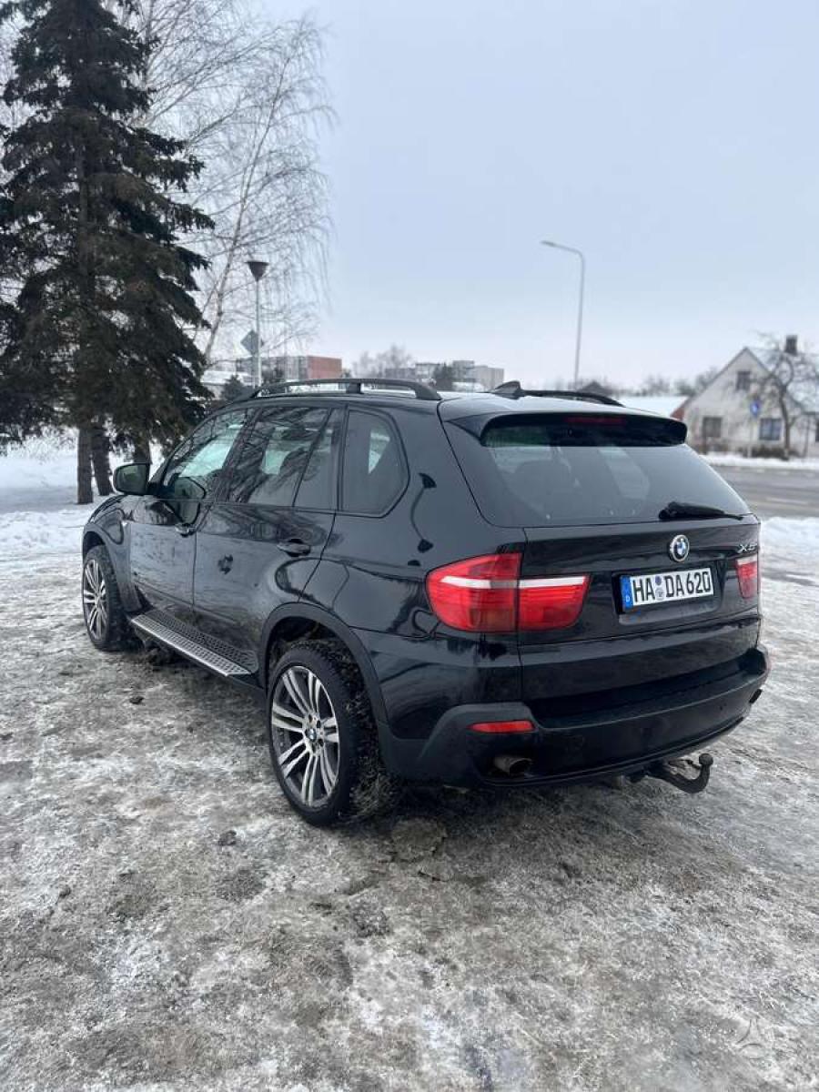 Melns BMW X5 2007 Marijampole, ar dzinēja tilpumu 2.99 L un nobraukumu 268 tūkst. km par 7400 €, foto 5 vietnē AUTOMOTO.COM.LV