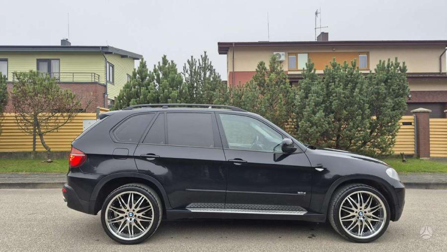 Melns BMW X5 2007 Klaipėda, ar dzinēja tilpumu 2.99 L un nobraukumu 286 tūkst. km par 5999 €, foto 5 vietnē AUTOMOTO.COM.LV
