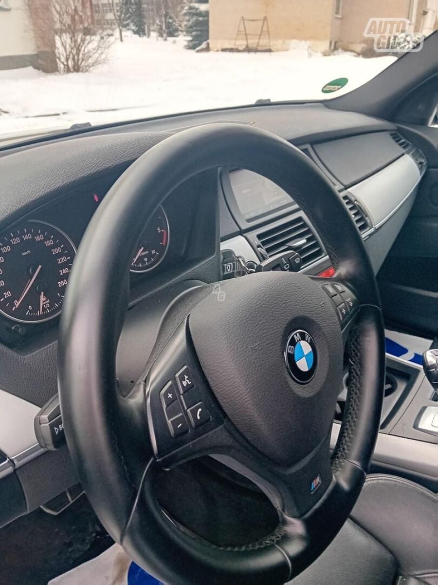 Melns BMW X5 2007 Viļņa, ar dzinēja tilpumu 3.00 L un nobraukumu 330 tūkst. km par 9400 €, foto 13 vietnē AUTOMOTO.COM.LV
