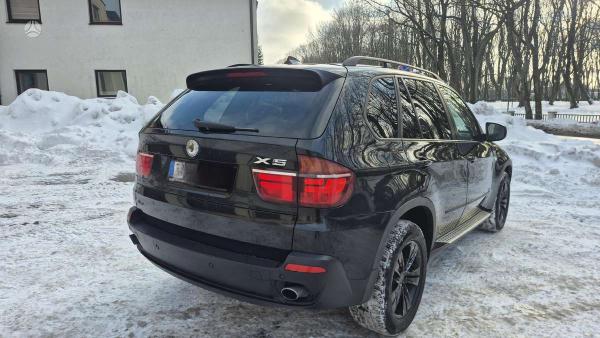 Black BMW X5 2007 in Klaipeda, with an engine capacity of 2.99 L and mileage of 286 thousand km for 6500 €, photo 7 on AUTOMOTO.COM.LV