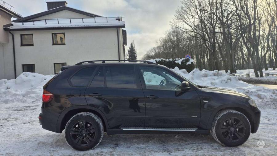 Black BMW X5 2007 in Klaipeda, with an engine capacity of 2.99 L and mileage of 286 thousand km for 6500 €, photo 10 on AUTOMOTO.COM.LV
