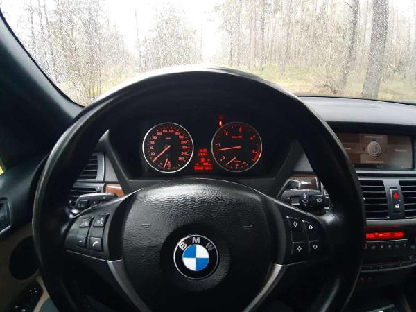 Melns BMW X5 2007 Viļņa, ar dzinēja tilpumu 3.00 L un nobraukumu 284 tūkst. km par 7600 €, foto 10 vietnē AUTOMOTO.COM.LV