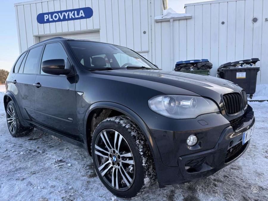 Black BMW X5 2007 in Silale, with an engine capacity of 4.80 L and mileage of 281 thousand km for 8400 €, photo 2 on AUTOMOTO.COM.LV