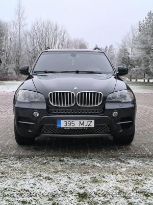 Black BMW X5 2007 in Rapla, with an engine capacity of 3.00 L and mileage of 345 thousand km for 8400 €, photo  on AUTOMOTO.COM.LV