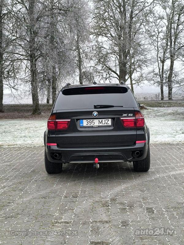 Black BMW X5 2007 in Rapla, with an engine capacity of 3.00 L and mileage of 345 thousand km for 8400 €, photo 3 on AUTOMOTO.COM.LV