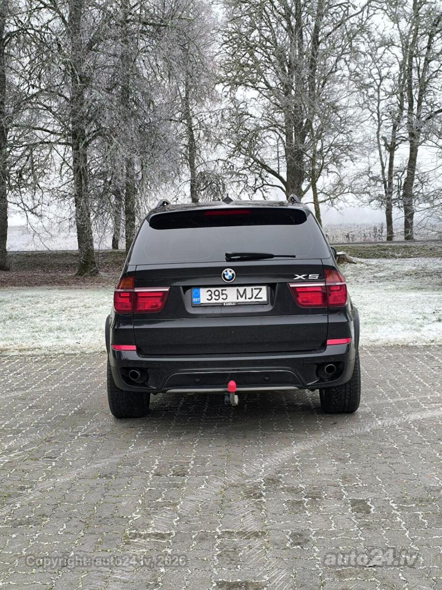 Black BMW X5 2007 in Rapla, with an engine capacity of 3.00 L and mileage of 345 thousand km for 8400 €, photo 3 on AUTOMOTO.COM.LV