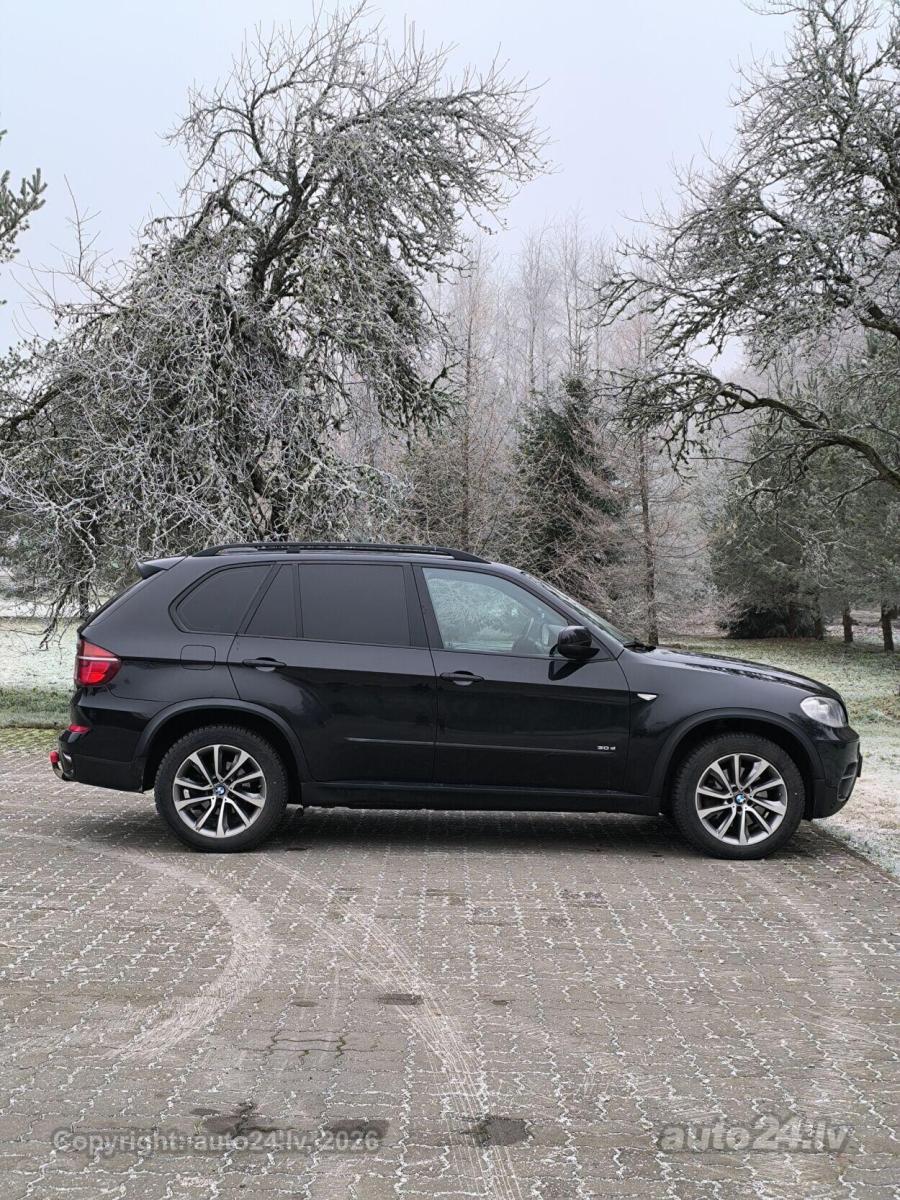 Black BMW X5 2007 in Rapla, with an engine capacity of 3.00 L and mileage of 345 thousand km for 8400 €, photo 6 on AUTOMOTO.COM.LV