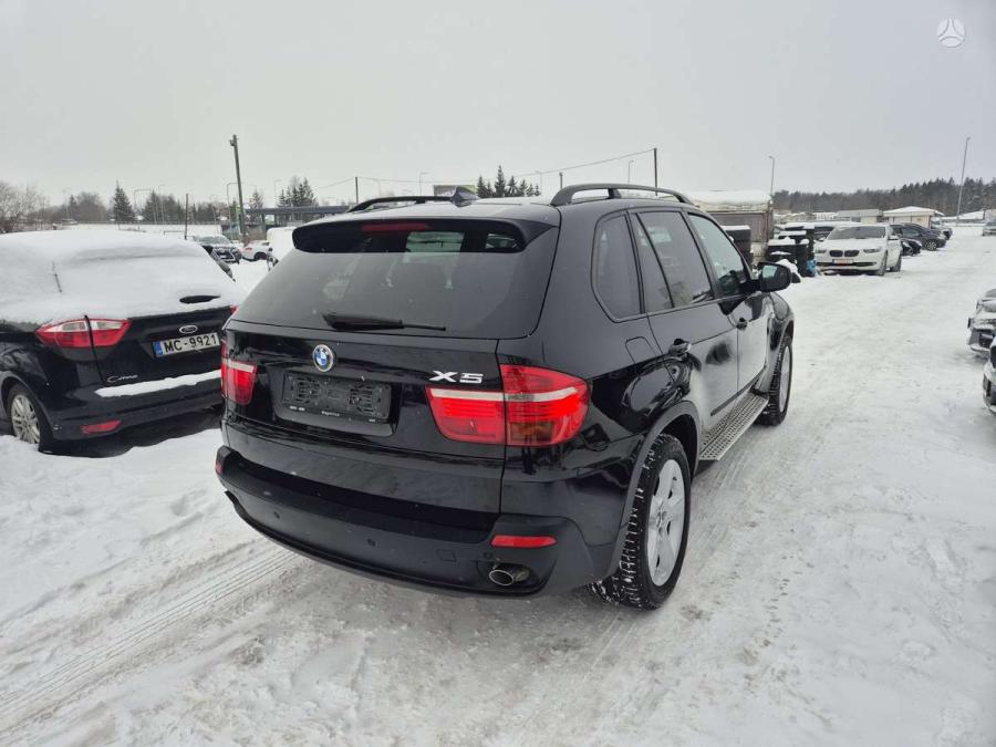 Melns BMW X5 2007 Utena, ar dzinēja tilpumu 2.99 L un nobraukumu 205 tūkst. km par 8250 €, foto 13 vietnē AUTOMOTO.COM.LV