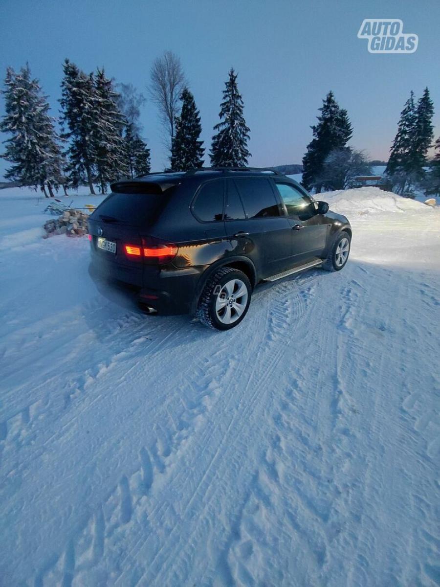 Melns BMW X5 2007 Alīta, ar dzinēja tilpumu 3.00 L un nobraukumu 300 tūkst. km par 6500 €, foto 1 vietnē AUTOMOTO.COM.LV