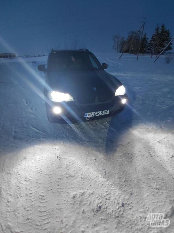 Melns BMW X5 2007 Alīta, ar dzinēja tilpumu 3.00 L un nobraukumu 300 tūkst. km par 6500 €, foto 2 vietnē AUTOMOTO.COM.LV