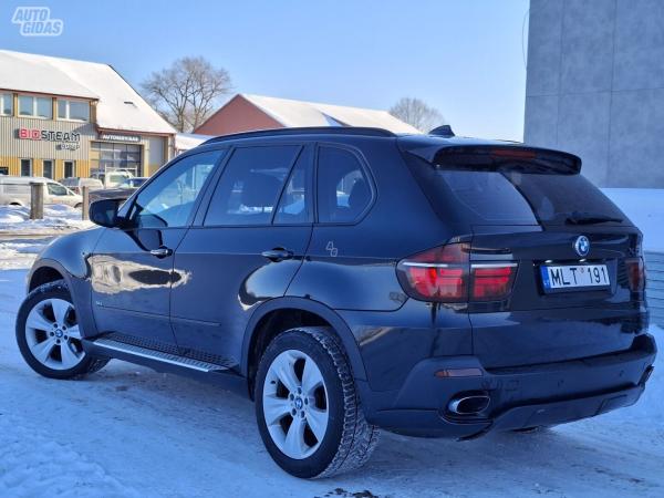 Melns BMW X5 2007 Šilutė, ar dzinēja tilpumu 3.00 L un nobraukumu 500 tūkst. km par 6900 €, foto 2 vietnē AUTOMOTO.COM.LV
