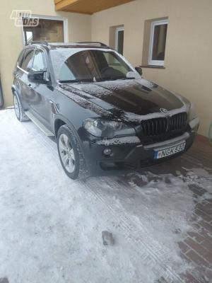 Melns BMW X5 2007 Alīta, ar dzinēja tilpumu 3.00 L un nobraukumu 300 tūkst. km par 6400 €, foto  vietnē AUTOMOTO.COM.LV