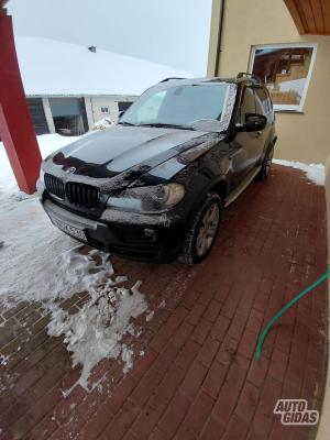 Melns BMW X5 2007 Alīta, ar dzinēja tilpumu 3.00 L un nobraukumu 300 tūkst. km par 6400 €, foto 2 vietnē AUTOMOTO.COM.LV