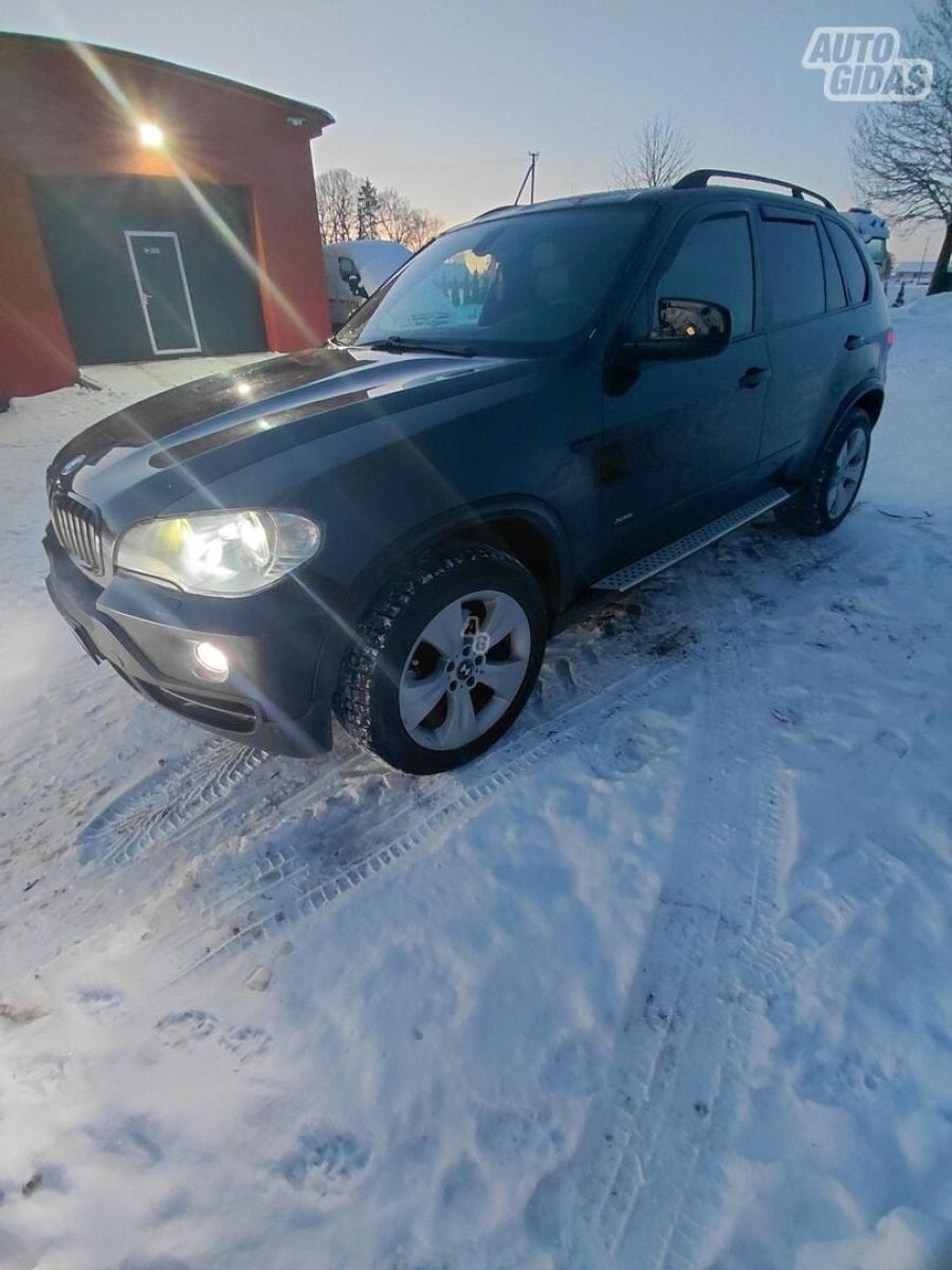 Melns BMW X5 2007 Alīta, ar dzinēja tilpumu 3.00 L un nobraukumu 300 tūkst. km par 6400 €, foto 17 vietnē AUTOMOTO.COM.LV