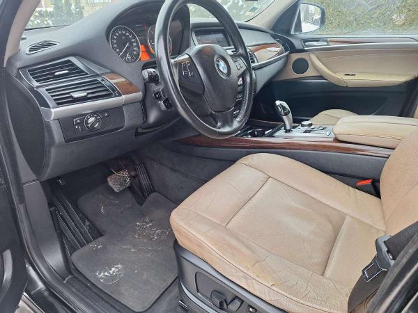 Melns BMW X5 2007 Kelmė, ar dzinēja tilpumu 3.00 L un nobraukumu 240 tūkst. km par 6500 €, foto 7 vietnē AUTOMOTO.COM.LV