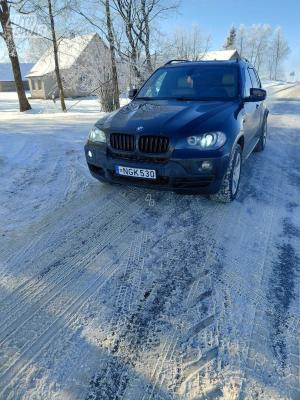 Melns BMW X5 2007 Alīta, ar dzinēja tilpumu 3.00 L un nobraukumu 320 tūkst. km par 6400 €, foto 2 vietnē AUTOMOTO.COM.LV
