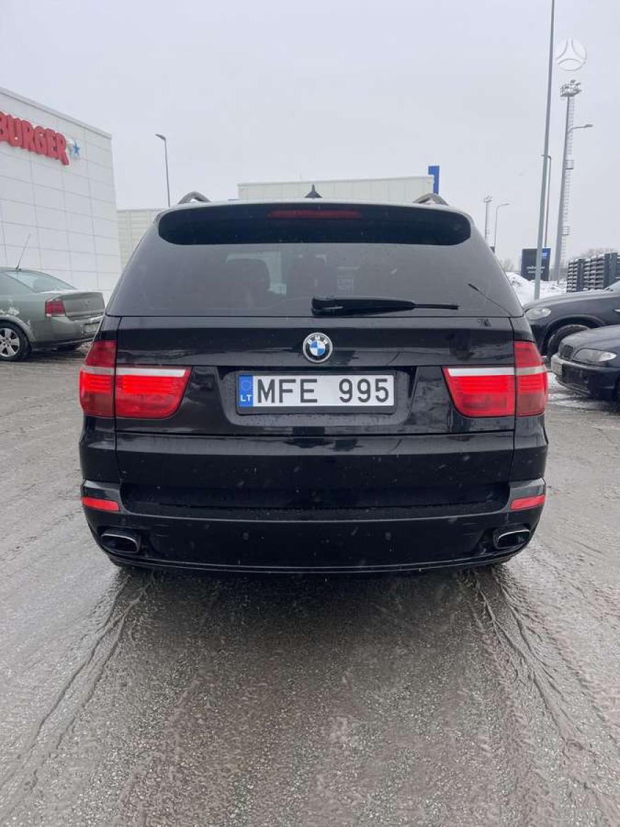 Black BMW X5 2007 in Klaipeda, with an engine capacity of 2.99 L and mileage of 350 thousand km for 7900 €, photo 13 on AUTOMOTO.COM.LV