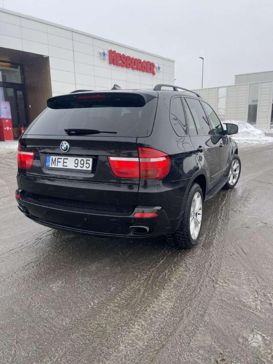 Black BMW X5 2007 in Klaipeda, with an engine capacity of 2.99 L and mileage of 350 thousand km for 7900 €, photo 14 on AUTOMOTO.COM.LV