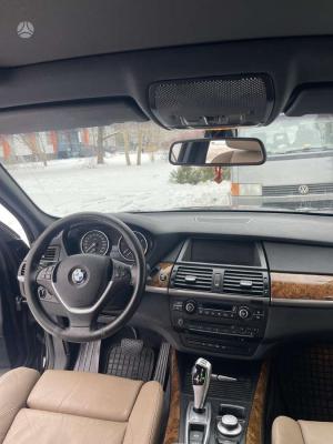 Black BMW X5 2007 in Klaipeda, with an engine capacity of 2.99 L and mileage of 350 thousand km for 7900 €, photo 17 on AUTOMOTO.COM.LV